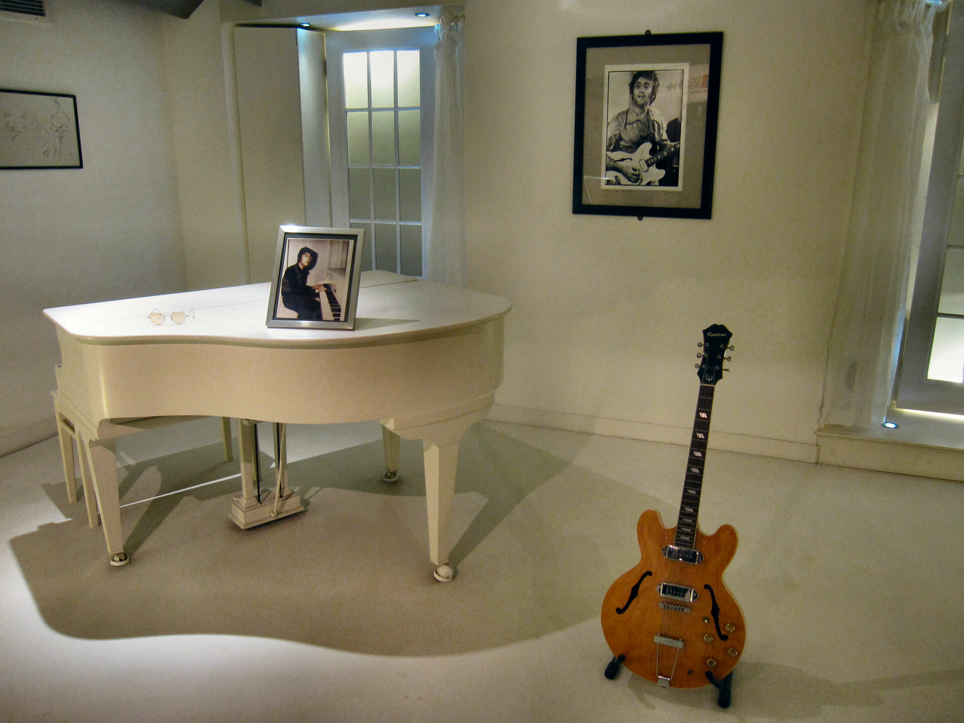 ‘Imagine’ the Legendary History of Tittenhurst Park | CommunityAd